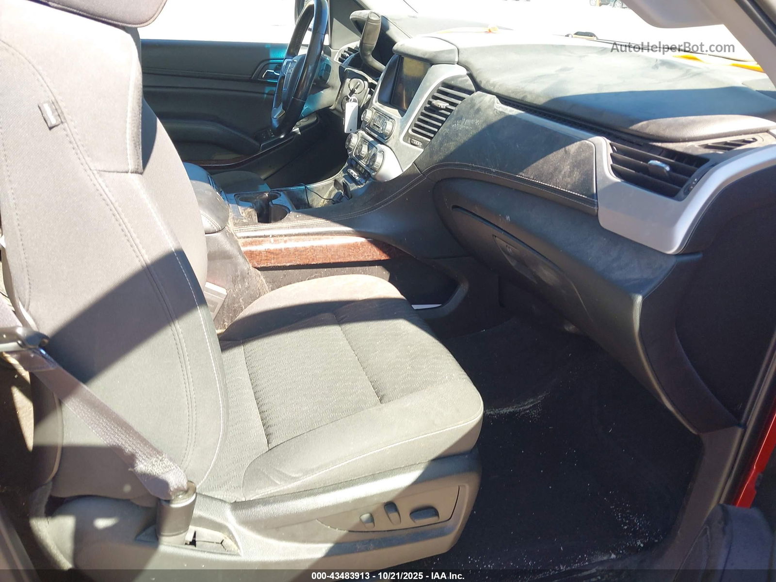 Price & History 2015 Gmc Yukon Xl 1500 Sle 5.3l V-8 Di, Vvt, 355hp vin ...