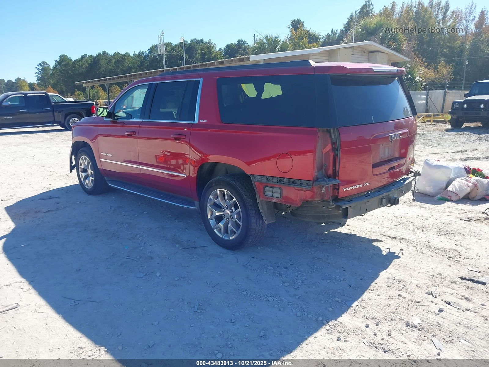 Price & History 2015 Gmc Yukon Xl 1500 Sle 5.3l V-8 Di, Vvt, 355hp vin ...