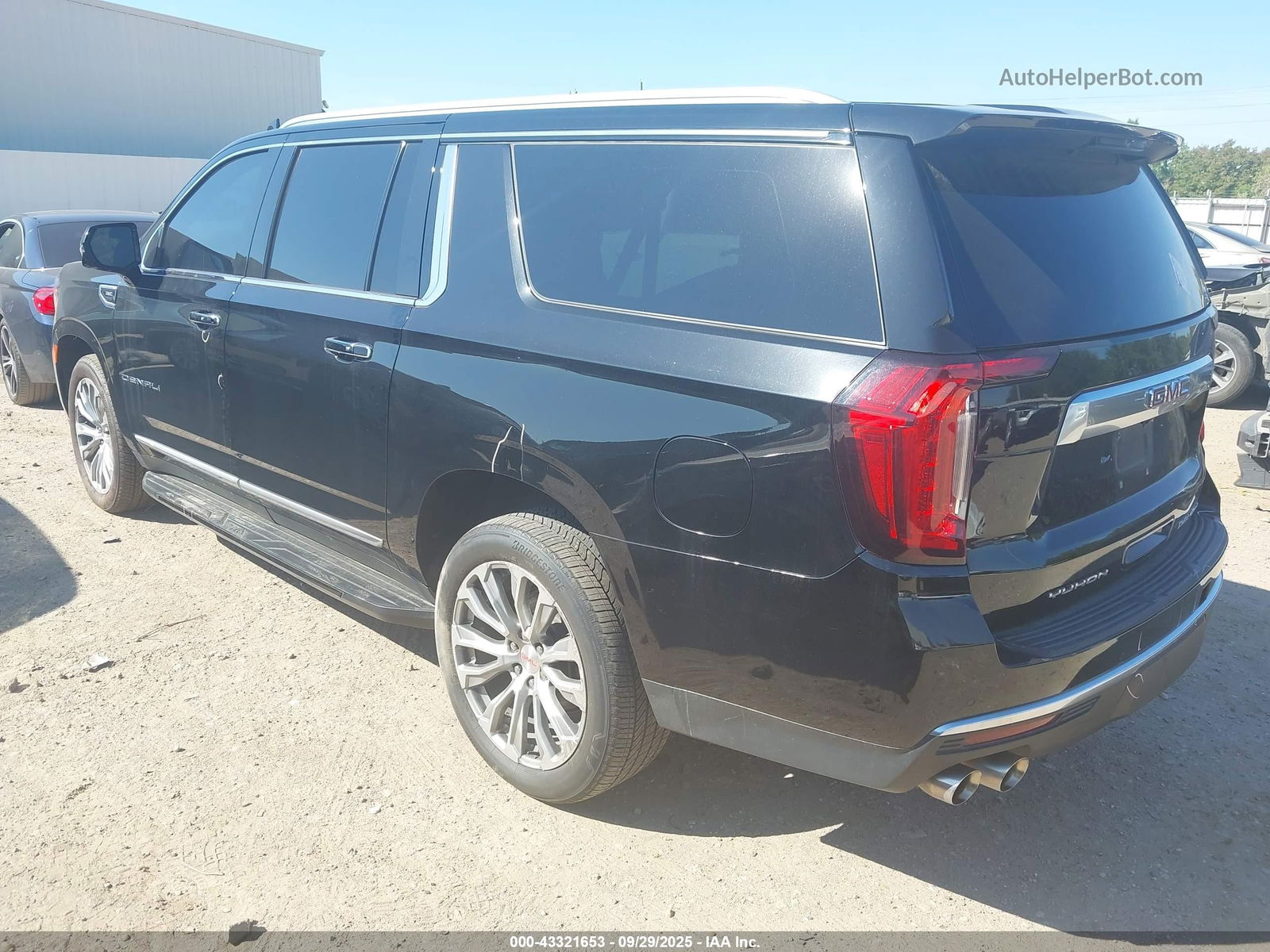 Price & History 2021 Gmc Yukon Xl Denali 6.2l V-8 Di, Vvt, 420hp vin: 1GKS2JKL9MR436464 ...