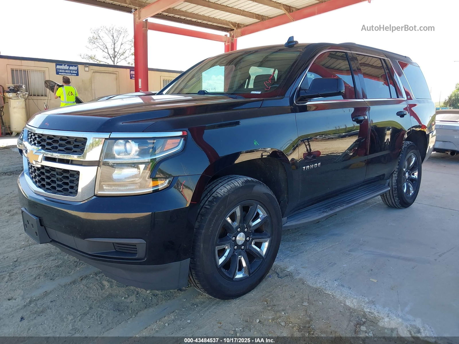 Price & History 2017 Chevrolet Tahoe Lt 5.3l V-8 Di, Vvt, 355hp vin ...