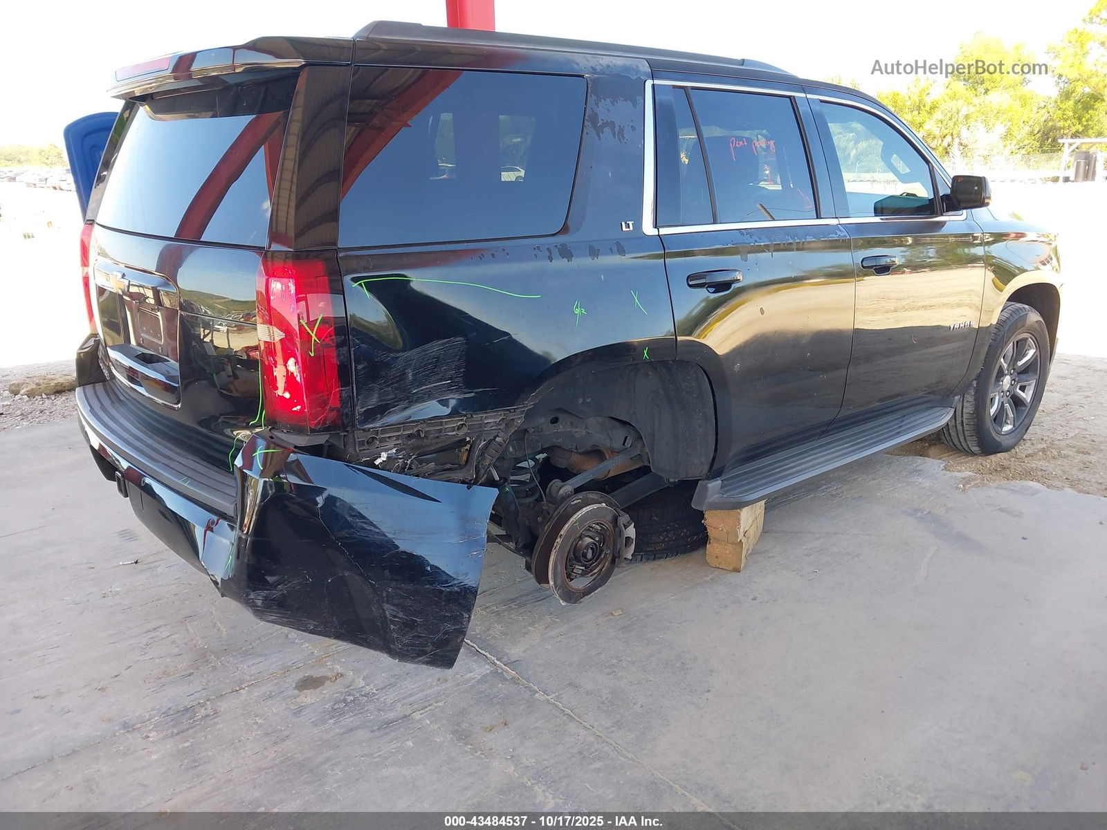 Price & History 2017 Chevrolet Tahoe Lt 5.3l V-8 Di, Vvt, 355hp vin ...