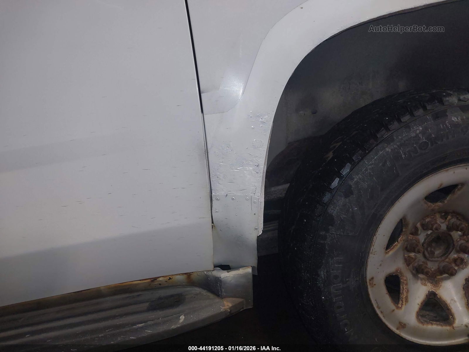 Price & History 2016 Chevrolet Suburban Commercial Fleet 5.3l V-8 Di ...