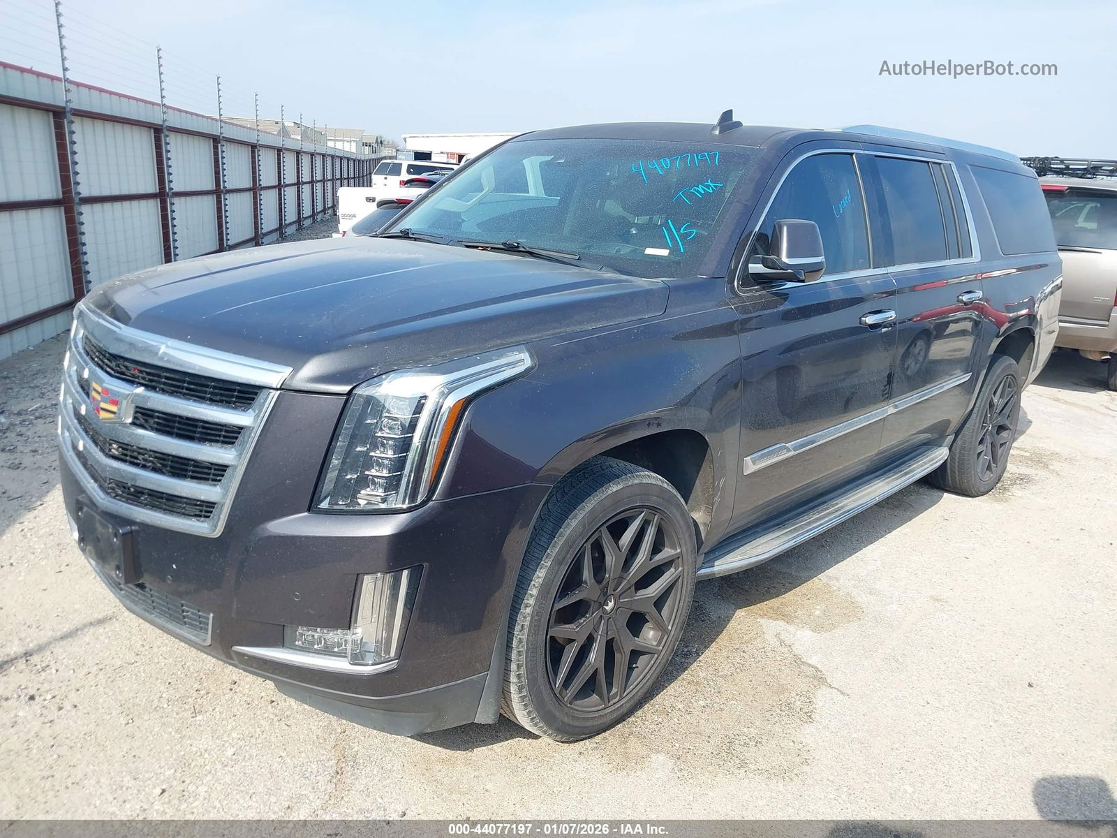 Price & History 2016 Cadillac Escalade Esv Luxury Collection 6.2l V-8 ...