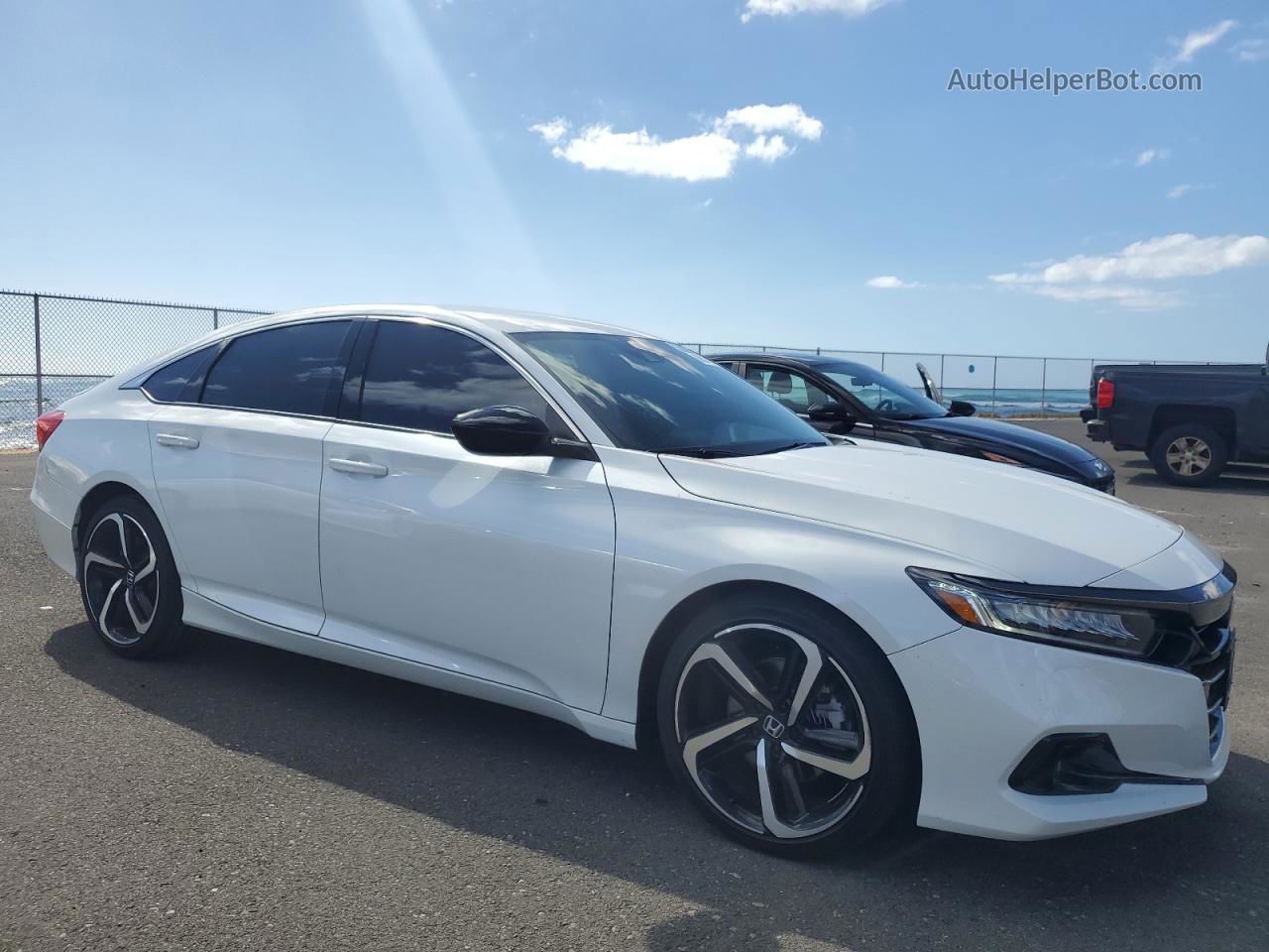 Price & History 2022 Honda Accord Sport 1.5l 4 vin: 1HGCV1F39NA105564 | AutoHelperBot