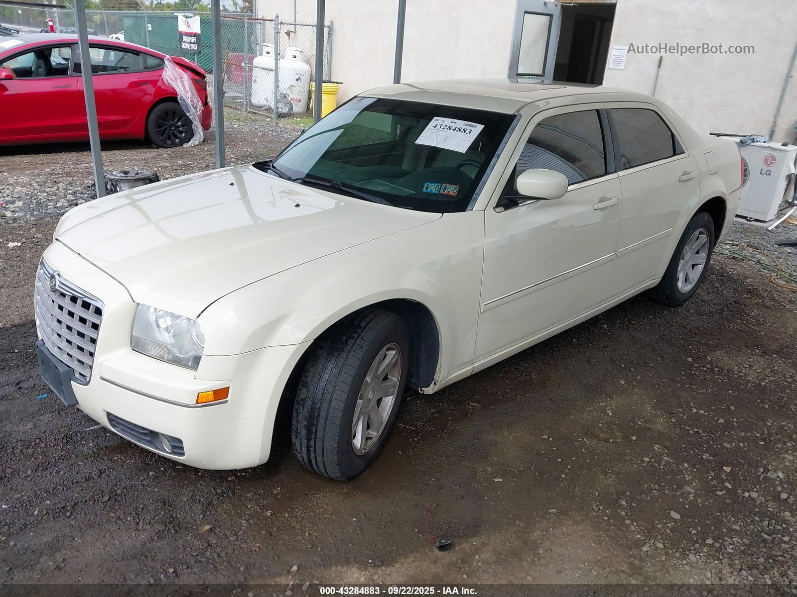 Price & History 2006 Chrysler 300 Touring 3.5l V-6 250hp vin ...