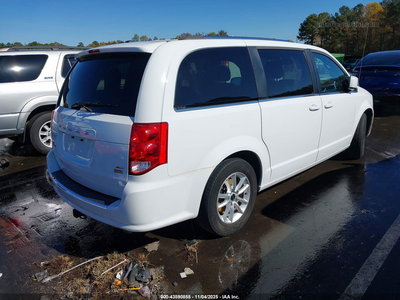 Price & History 2019 Dodge Grand Caravan Sxt 3.6l V-6 Dohc, Vvt, 283hp ...