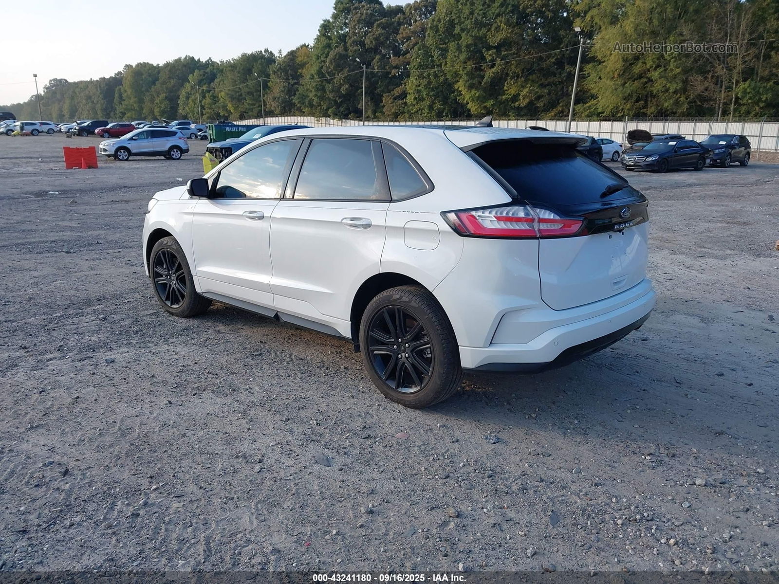Price & History 2022 Ford Edge St-line 2.0l I-4 Di, Dohc, Vvt, Turbo ...