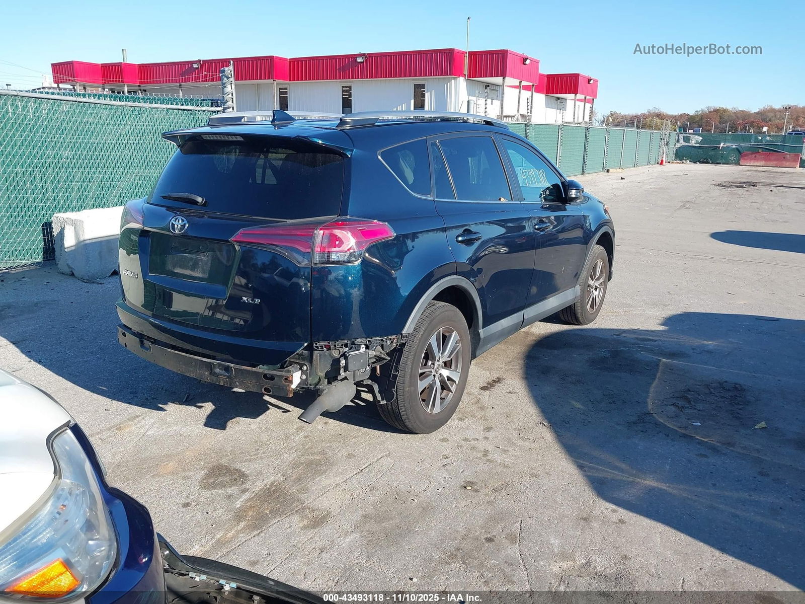 Price & History 2018 Toyota Rav4 Xle 2.5l I-4 Dohc, Vvt, 176hp vin ...