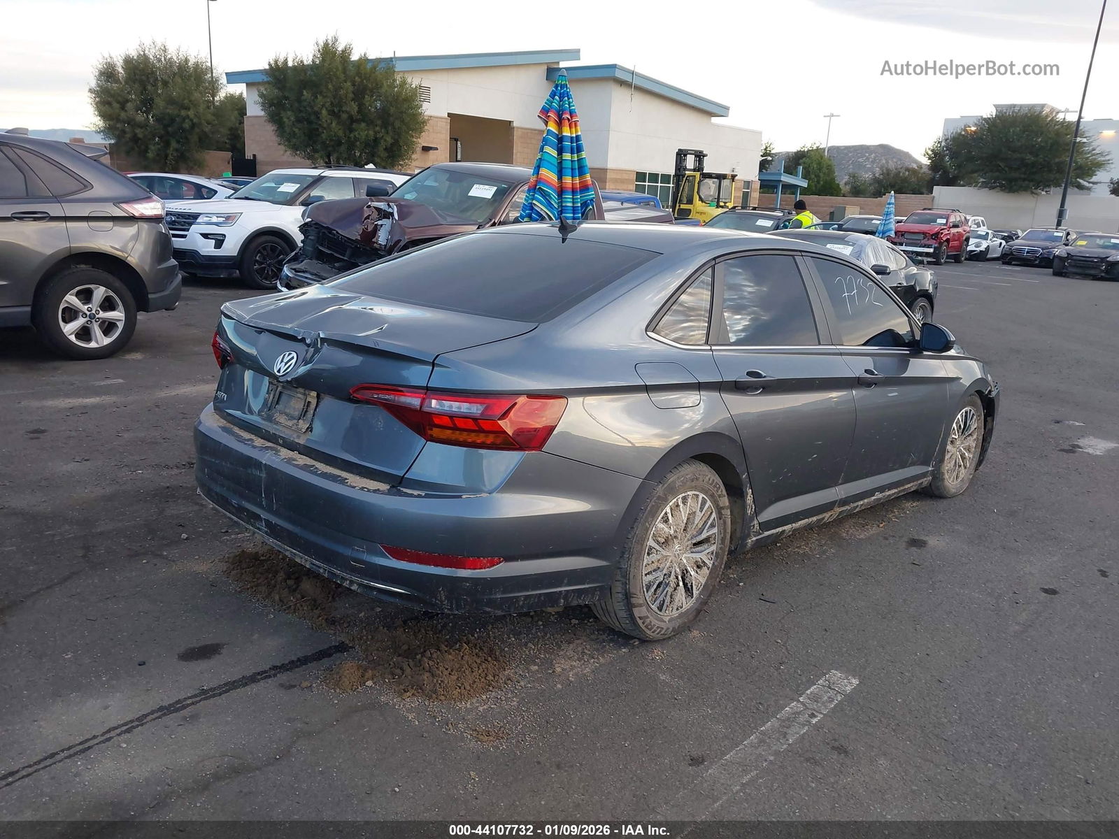 Price & History 2019 Volkswagen Jetta 1.4t R-line/1.4t S/1.4t Se 1.4l I ...