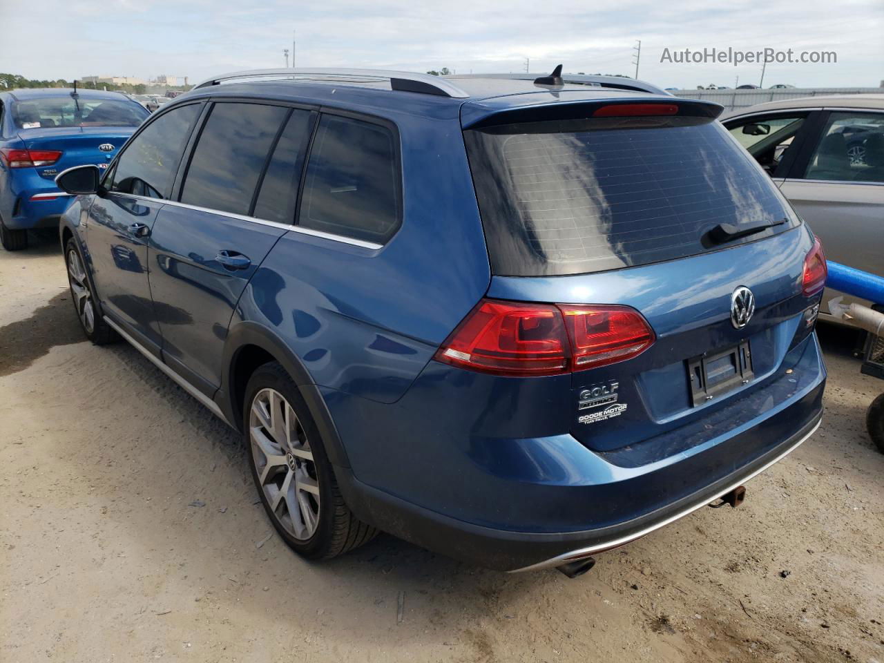 Price & History 2017 Volkswagen Golf Alltrack S 1.8l 4 vin ...