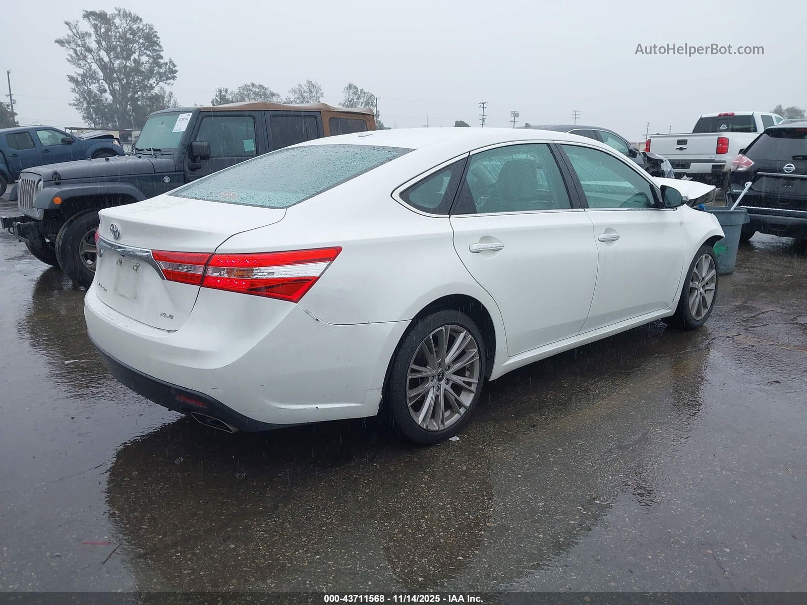 Price & History 2014 Toyota Avalon Xle Touring 3.5l V-6 Dohc, Vvt ...