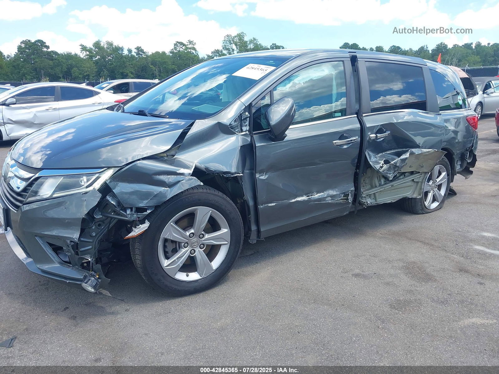 Price & History 2019 Honda Odyssey Ex 3.5l V-6 Di, Vvt, 280hp vin: 5FNRL6H54KB043116 | AutoHelperBot