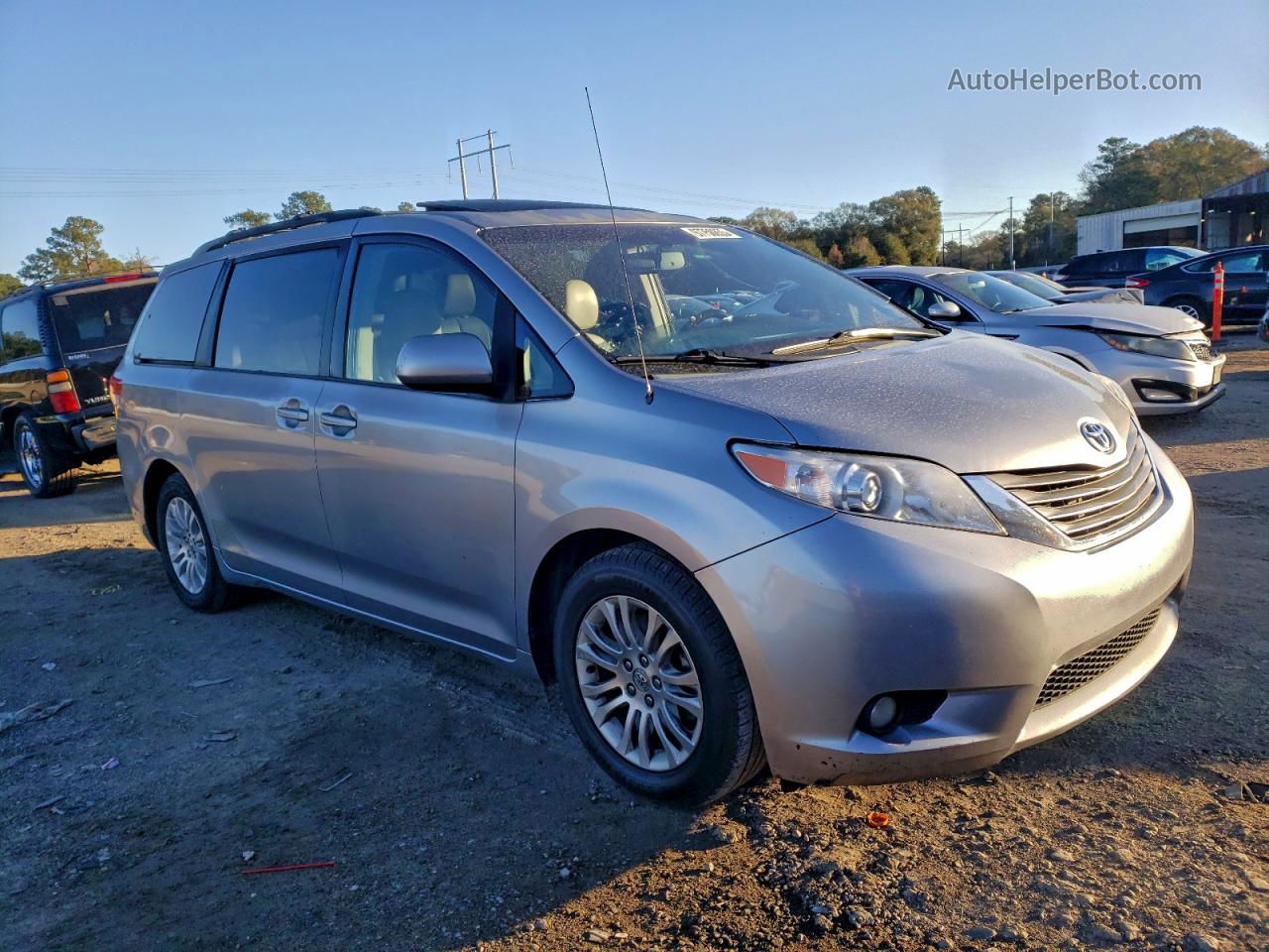 Price & History 2012 Toyota Sienna Xle 3.5l 6 vin: 5TDYK3DC6CS256423 ...