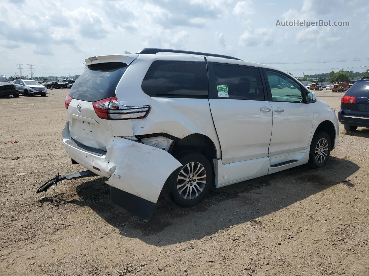 Price & History 2020 Toyota Sienna Xle 3.5l 6 vin: 5TDYZ3DC4LS036693 ...