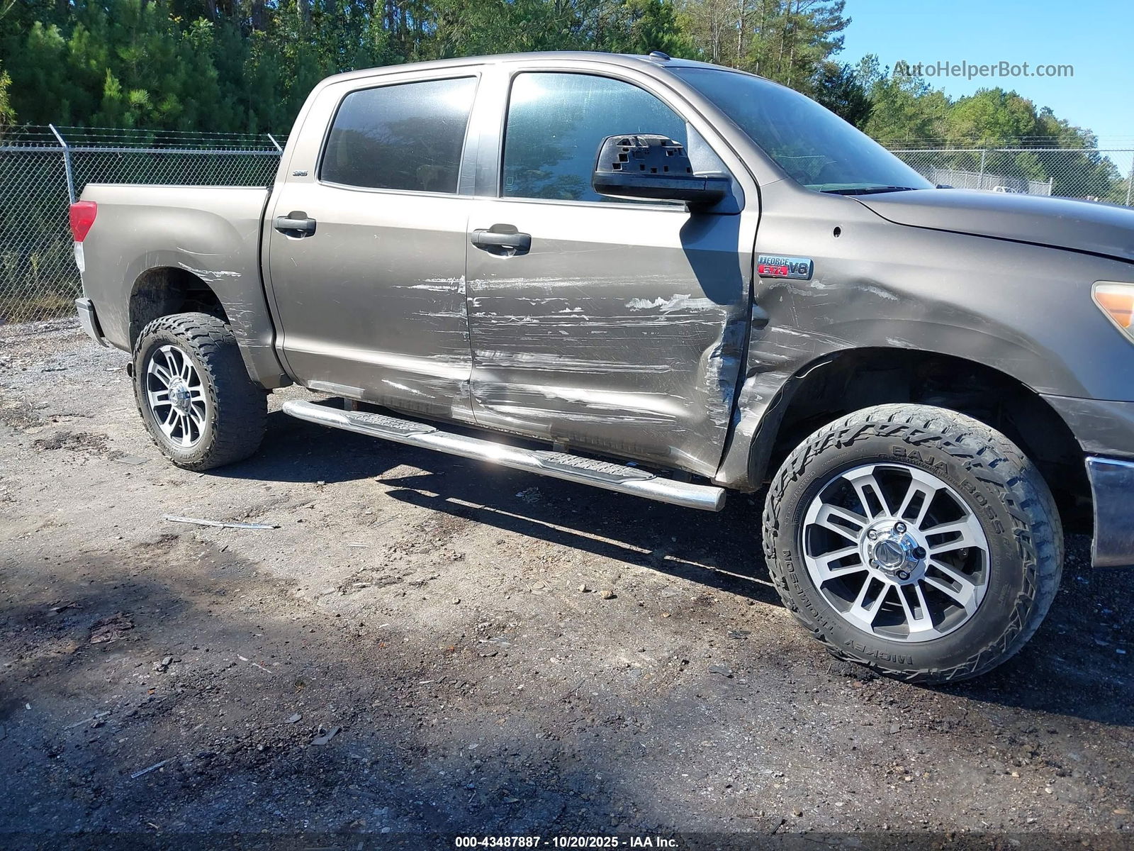 Price & History 2013 Toyota Tundra Grade 5.7l V8 5.7l V-8 Dohc, Vvt ...