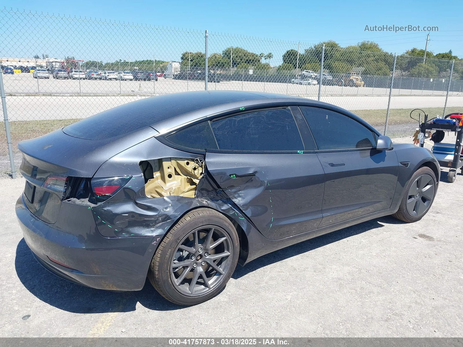 Price & History 2021 Tesla Model 3 Standard Range Plus Rear-wheel Drive ...