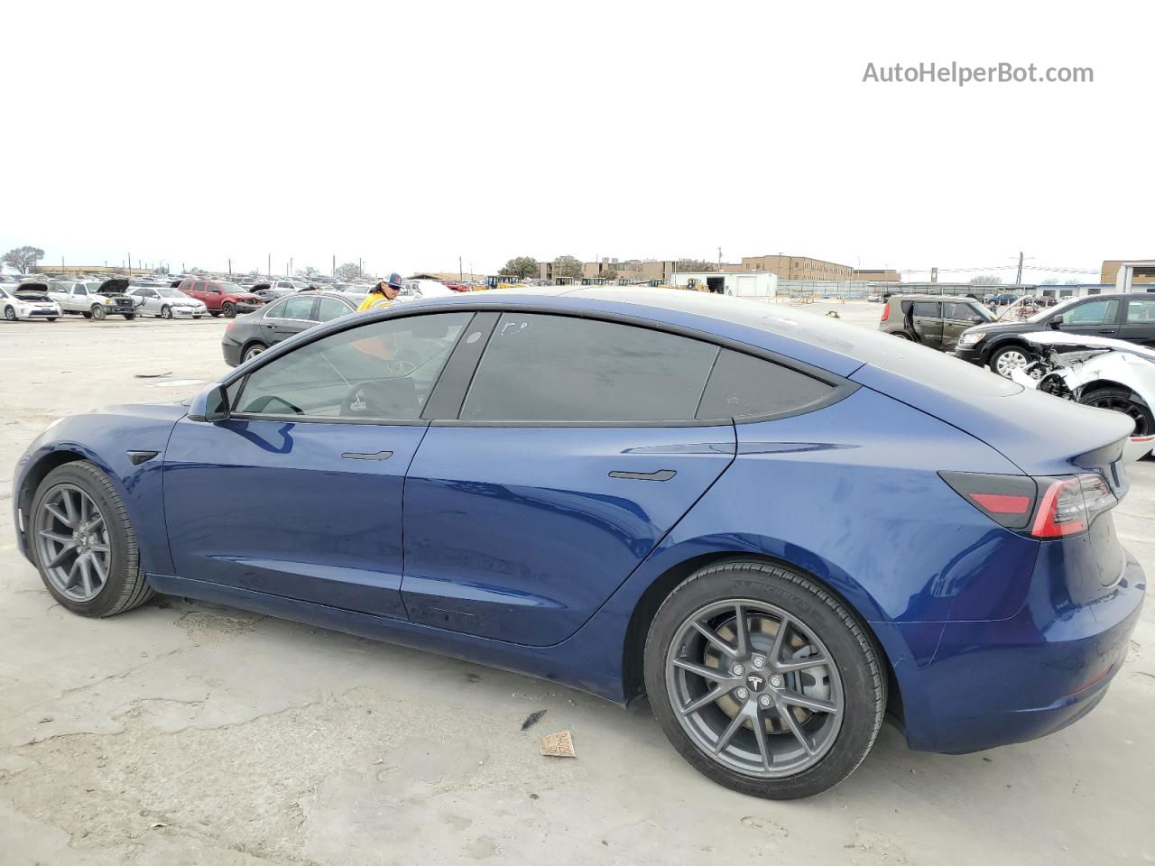 Price & History 2021 Tesla Model 3 vin: 5YJ3E1EA1MF929756 | AutoHelperBot