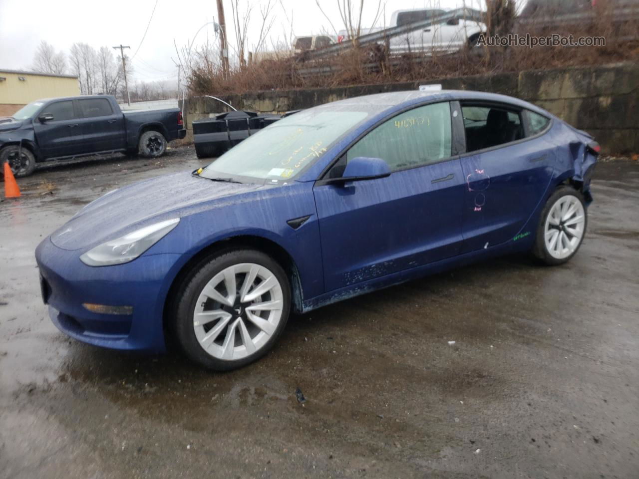 Price & History 2022 Tesla Model 3 vin: 5YJ3E1EA1NF370792 | AutoHelperBot