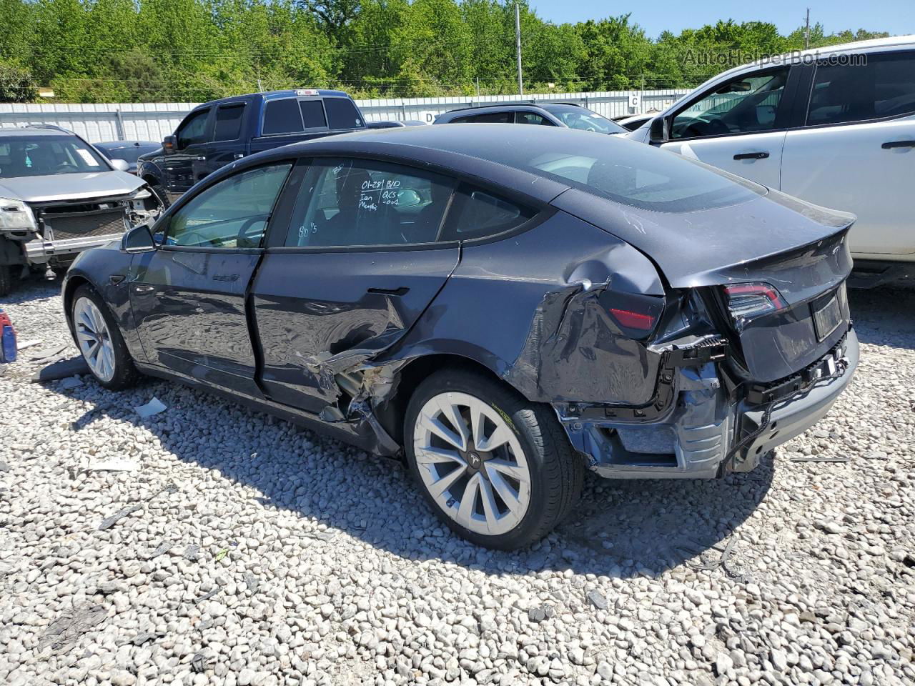 Price & History 2022 Tesla Model 3 vin: 5YJ3E1EA3NF372138 | AutoHelperBot