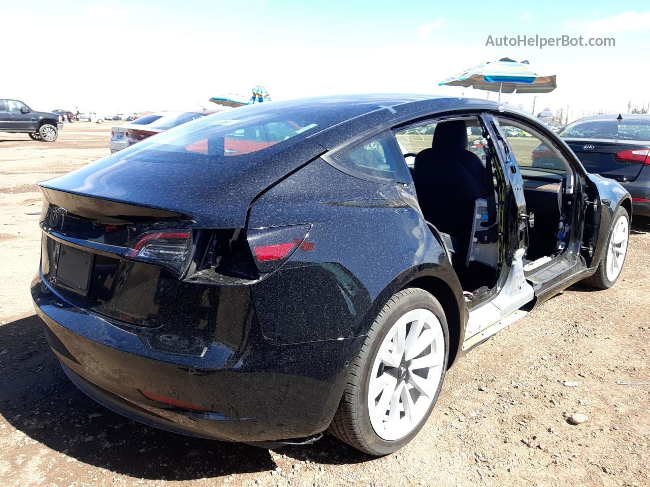 Price & History 2022 Tesla Model 3 vin: 5YJ3E1EA9NF191139 | AutoHelperBot