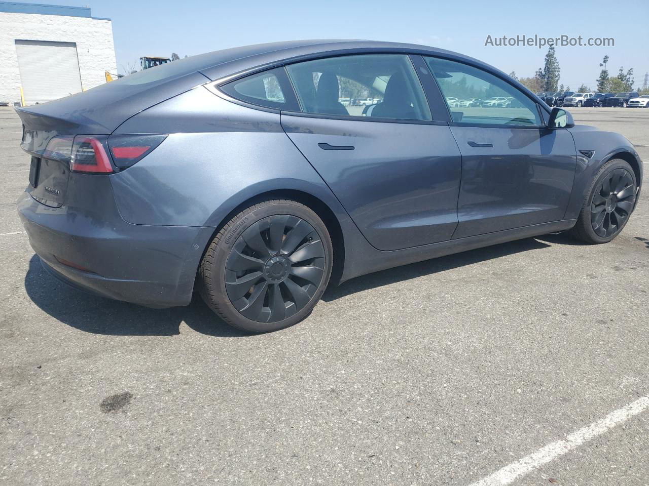 Price & History 2022 Tesla Model 3 vin: 5YJ3E1EB9NF142810 | AutoHelperBot