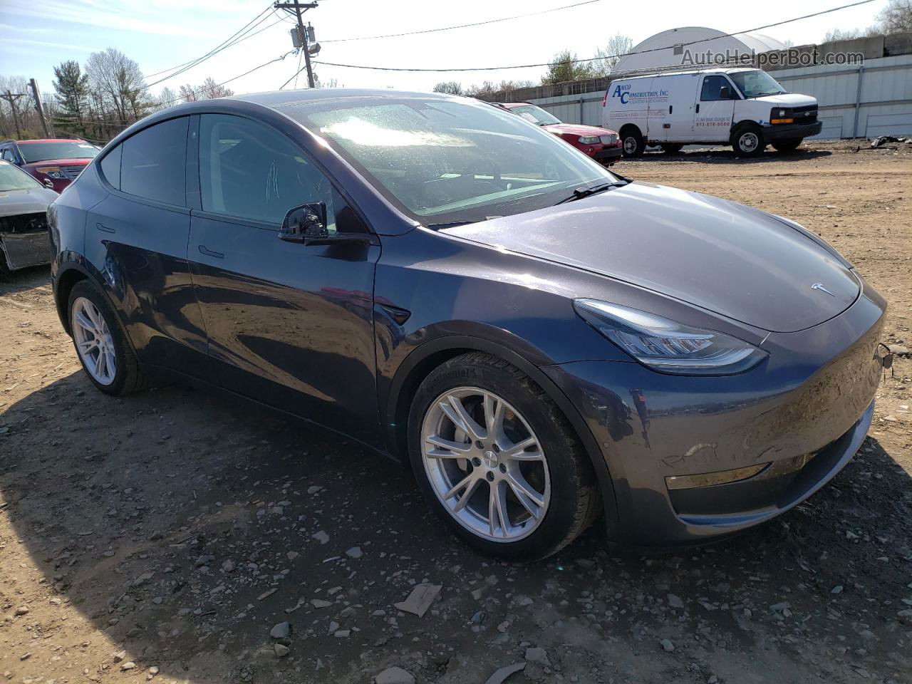 Price & History 2021 Tesla Model Y vin: 5YJYGDEE3MF074756 | AutoHelperBot