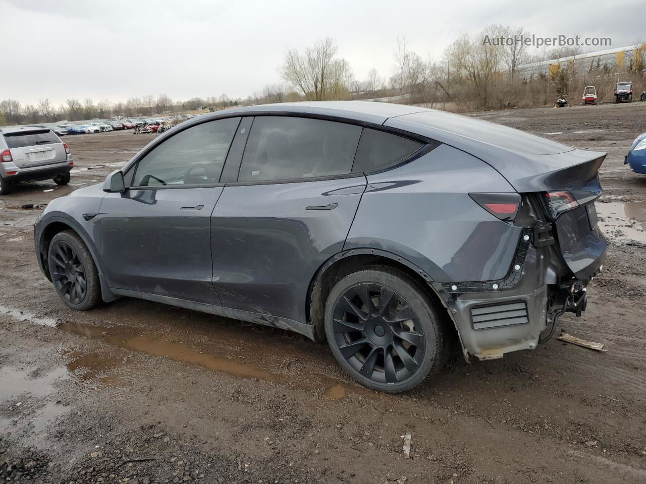 Price & History 2021 Tesla Model Y vin: 5YJYGDEE7MF251437 | AutoHelperBot