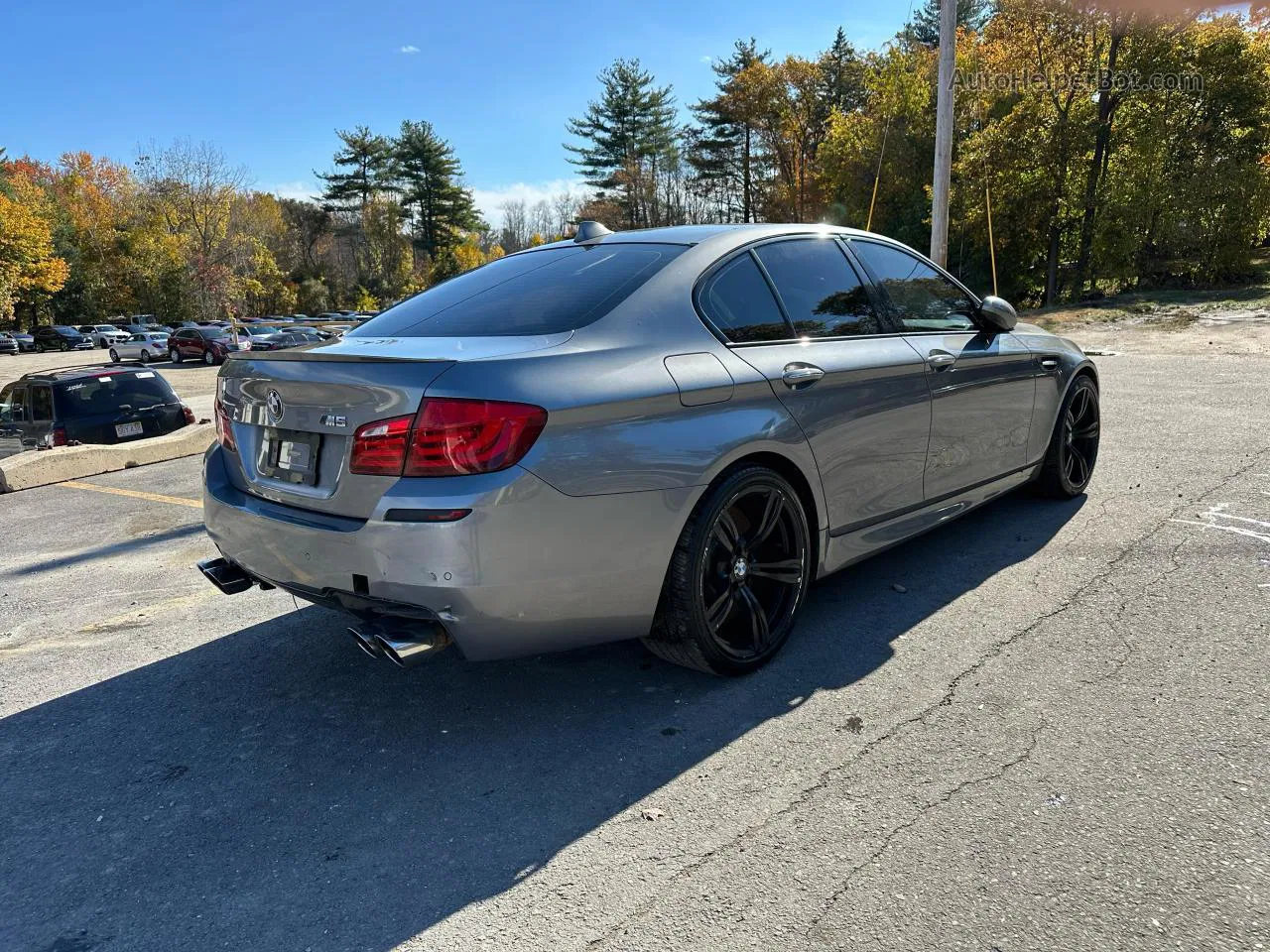 Price & History 2013 Bmw M5 4.4l 8 vin: WBSFV9C55DC772479 | AutoHelperBot
