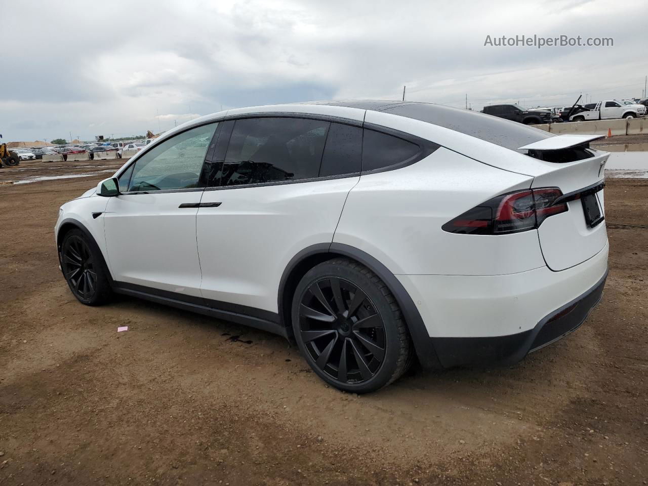 Price & History 2023 Tesla Model X vin: 7SAXCBE60PF374623 | AutoHelperBot