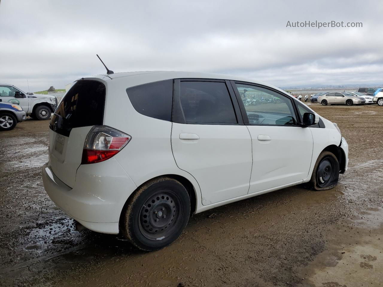 Price & History 2013 Honda Fit 1.5l 4 vin: JHMGE8H37DC064553 ...