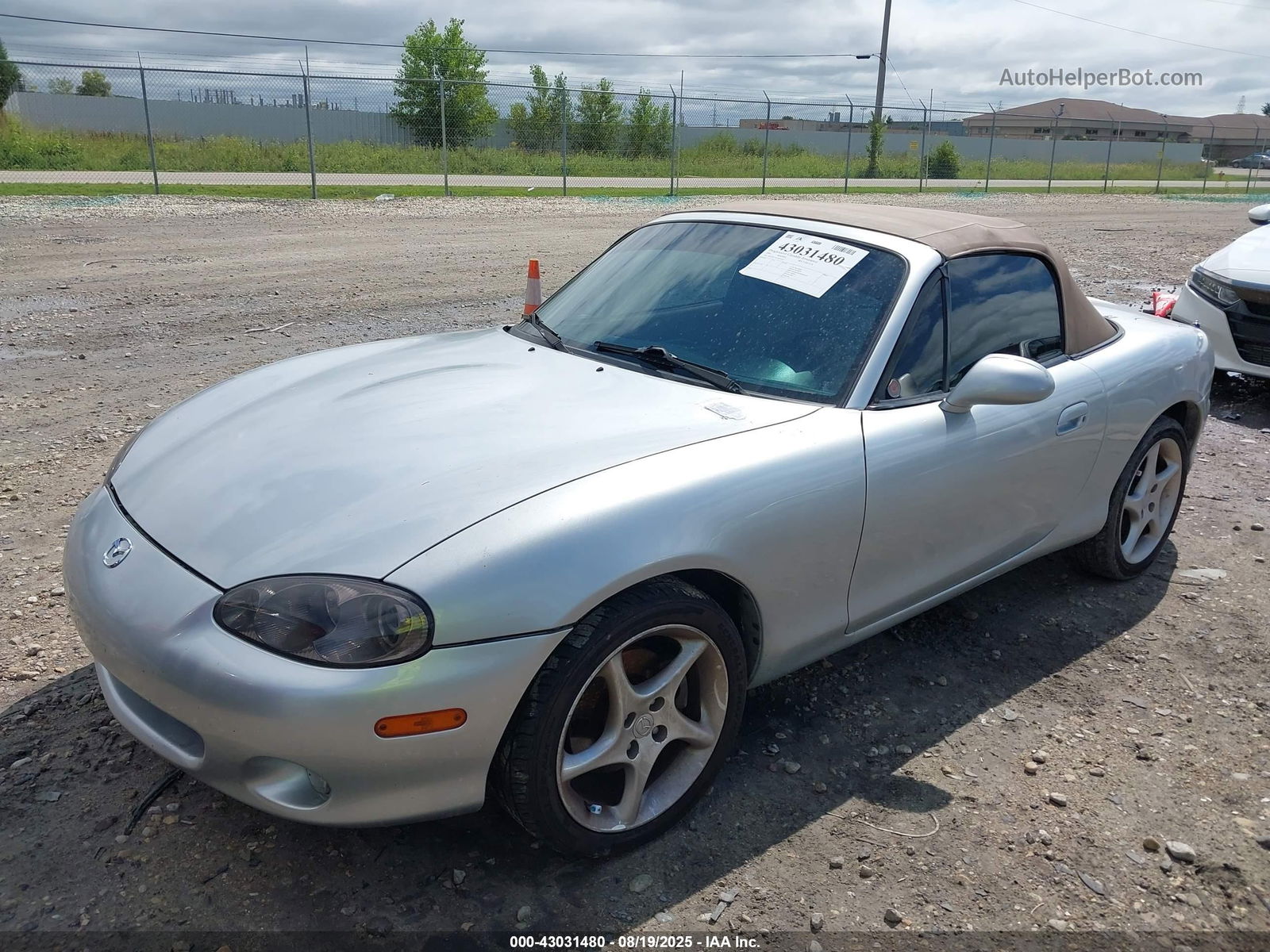 Price & History 2001 Mazda Mx-5 Miata Ls/special Edition 1.8l I-4 Dohc ...