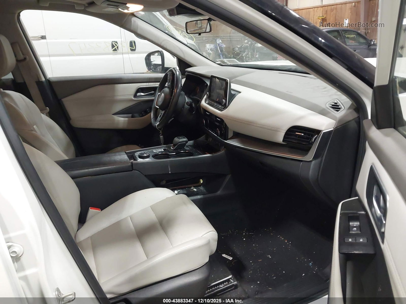 Price & History 2021 Nissan Rogue Sv Intelligent Awd 2.5l I-4 Di, Dohc ...