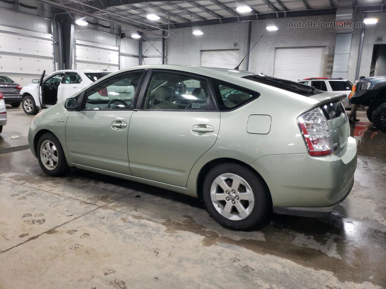 Price & History 2008 Toyota Prius 1.5l 4 vin: JTDKB20UX87732477 ...