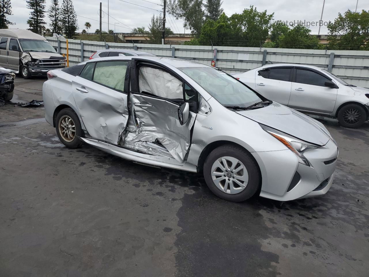 Price & History 2017 Toyota Prius 1.8l 4 vin: JTDKBRFU8H3548291 ...