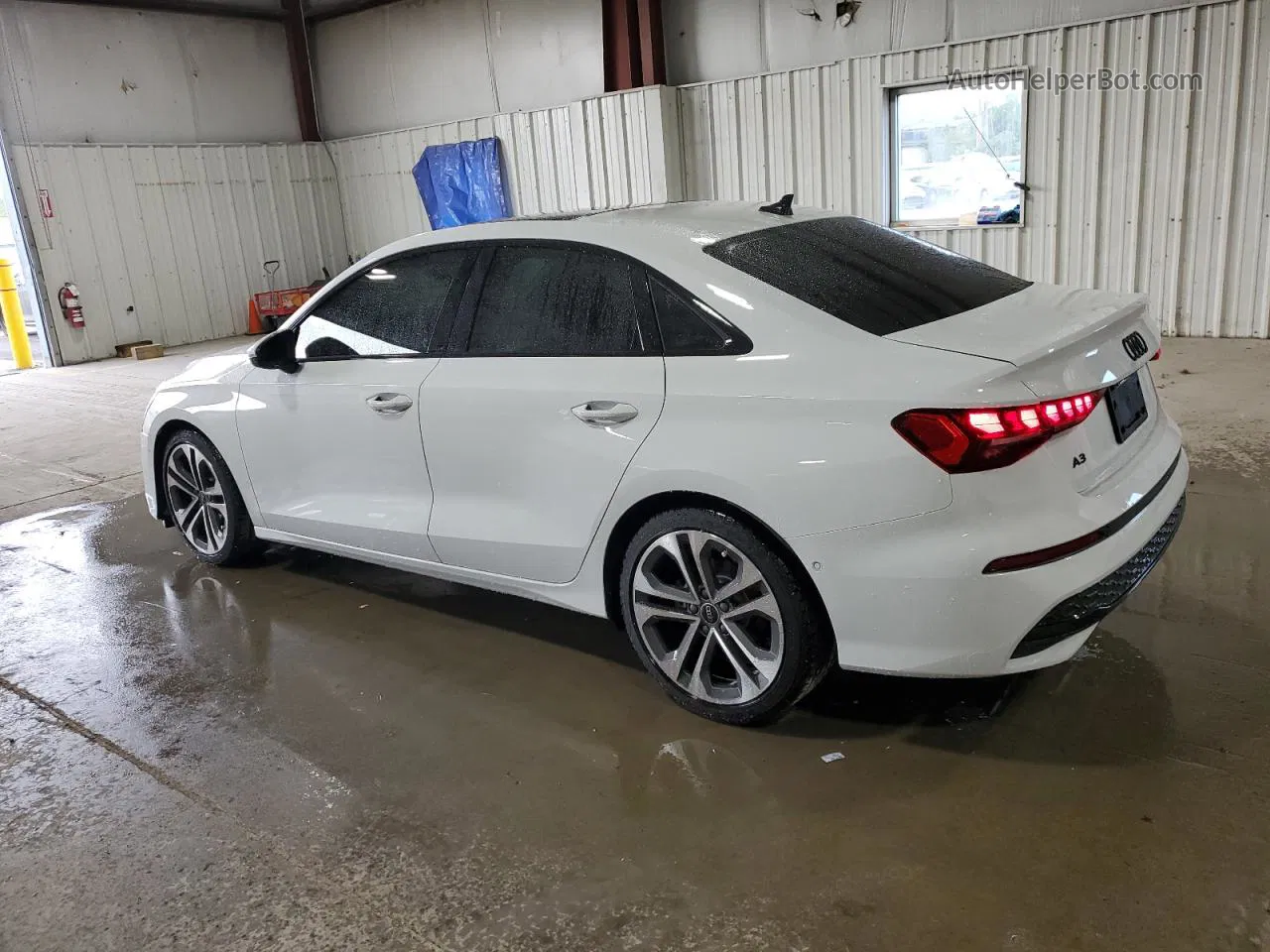 Price & History 2025 Audi A3 Premium Plus 2.0l 4 vin: WAUHUDGY9SA052389 ...