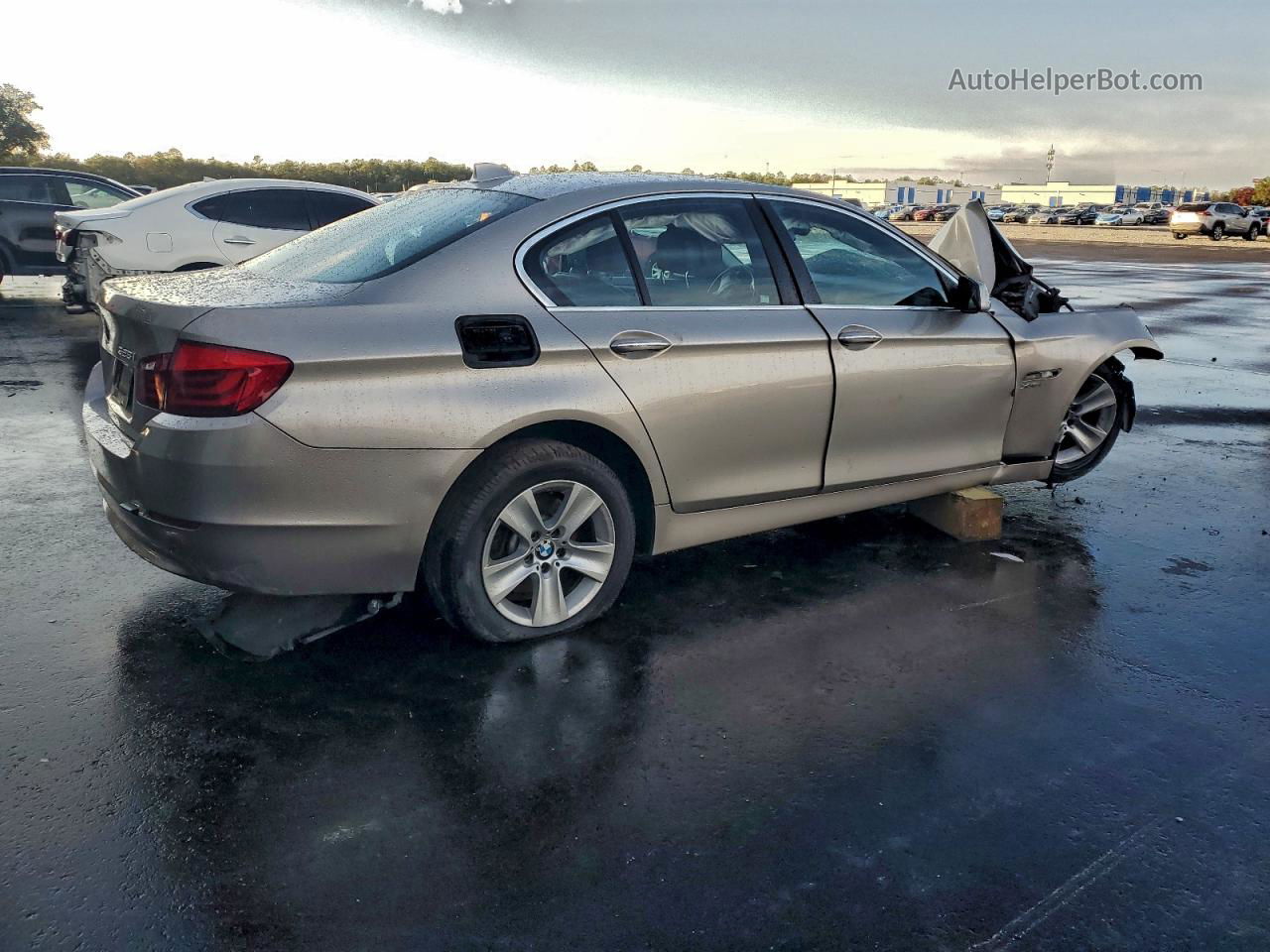 Price & History 2012 Bmw 528 Xi 2.0l 4 vin: WBAXH5C52CDW02789 ...