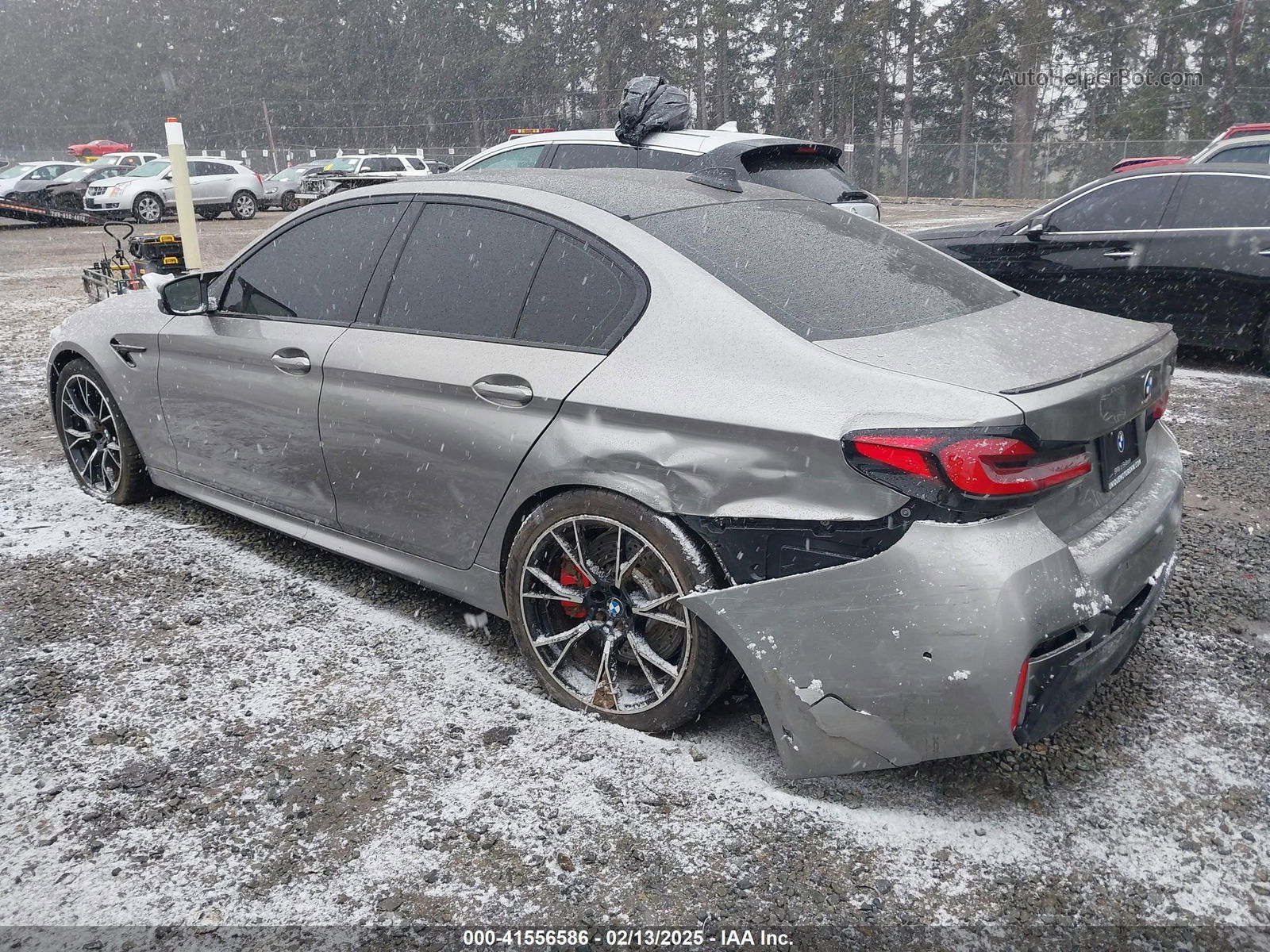 Price & History 2021 Bmw M5 4.4l V-8 Di, Dohc, Vvt, Turbo, 617hp vin: WBS83CH01MCF63087 ...