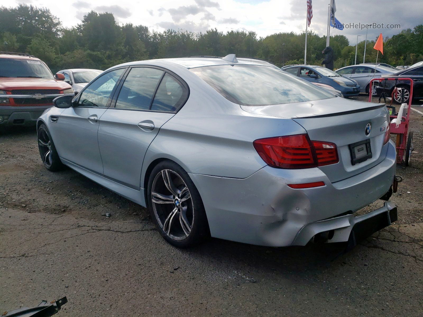 Price & History 2013 Bmw M5 4.4l 8 vin: WBSFV9C56DC773463 | AutoHelperBot