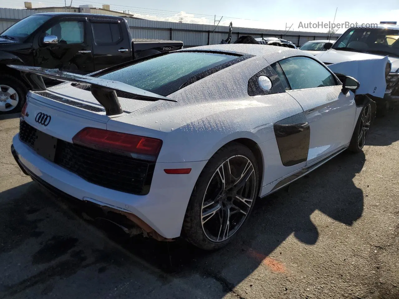 Price & History 2020 Audi R8 5.2l 10 vin: WUAKBAFX7L7900678 | AutoHelperBot
