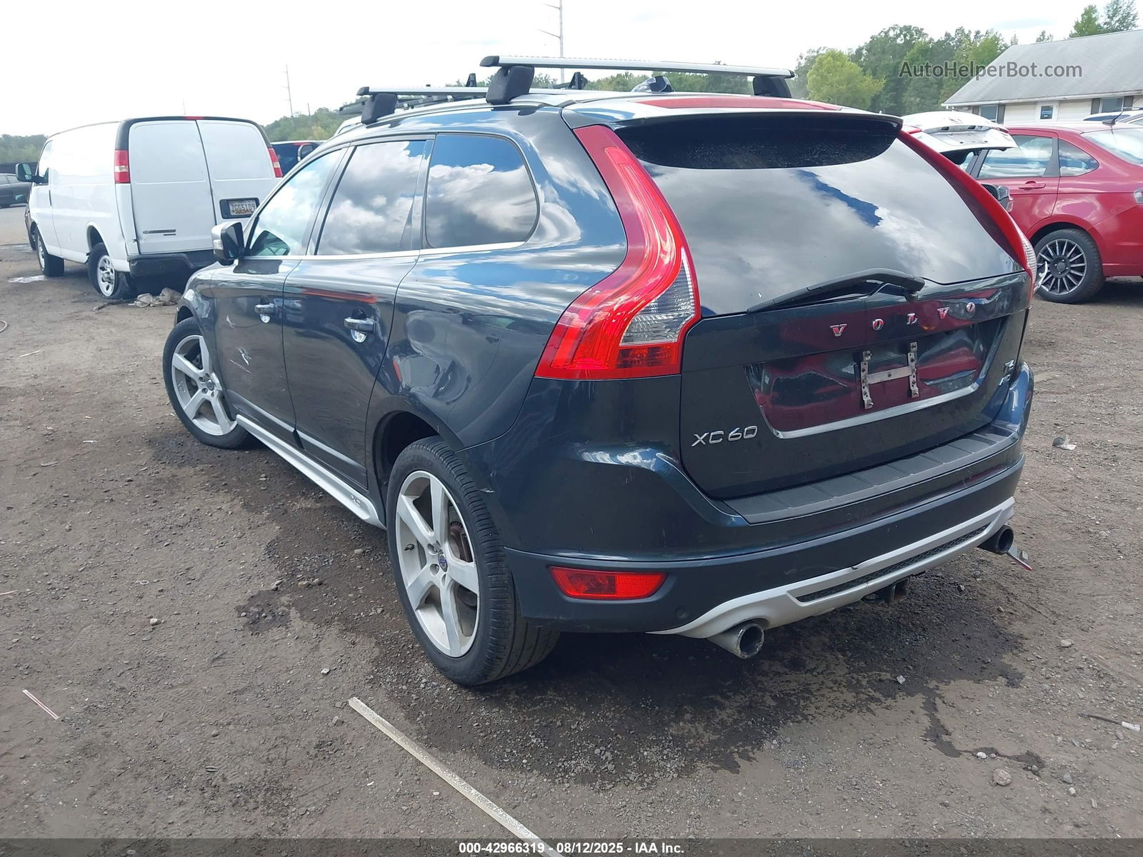 Price & History 2013 Volvo Xc60 T6/t6 Platinum/t6 Premier Plus/t6 R ...