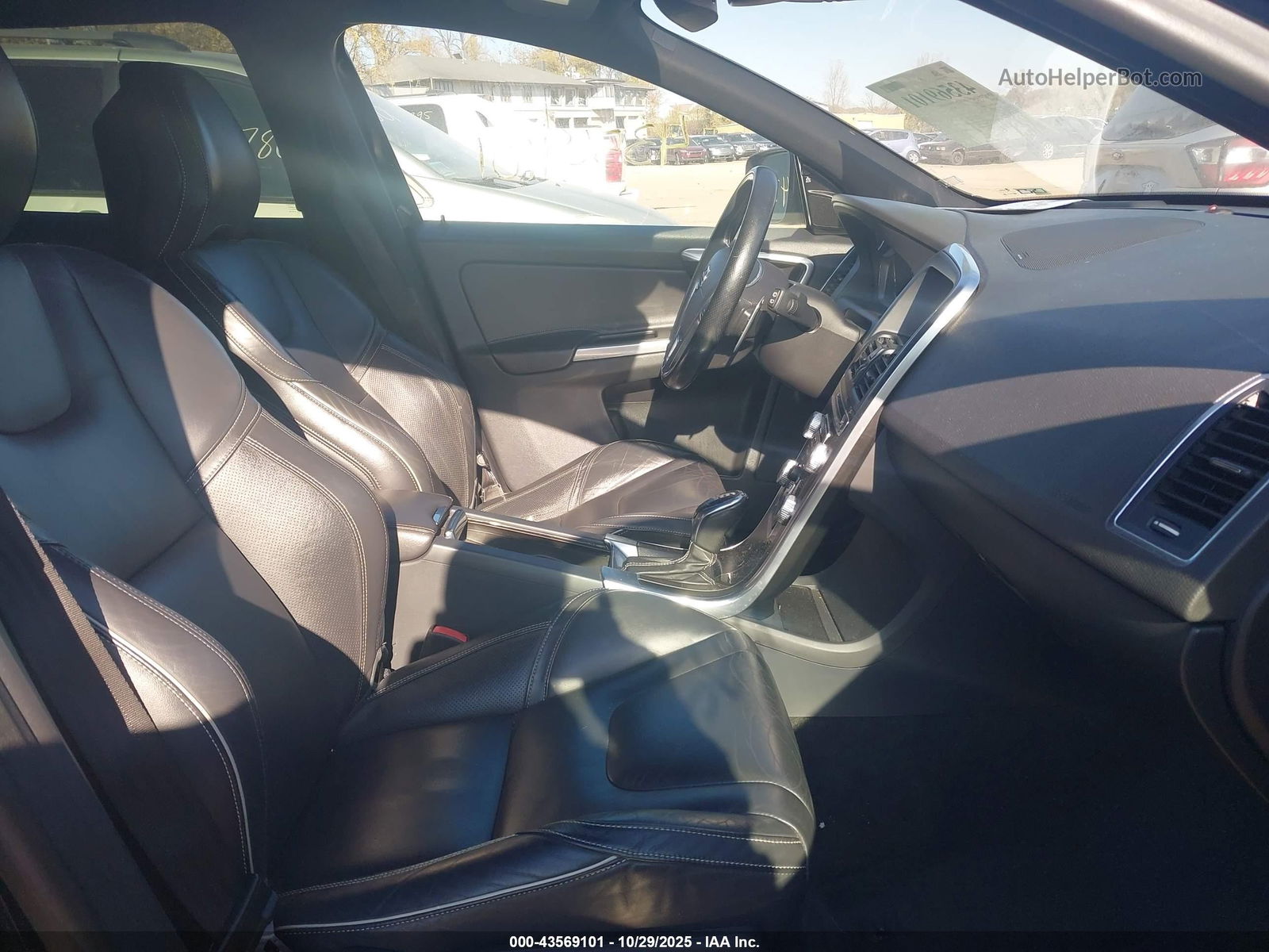 Price & History 2015 Volvo Xc60 T6 R-design Platinum 3.0l I-6 Dohc, Vvt ...