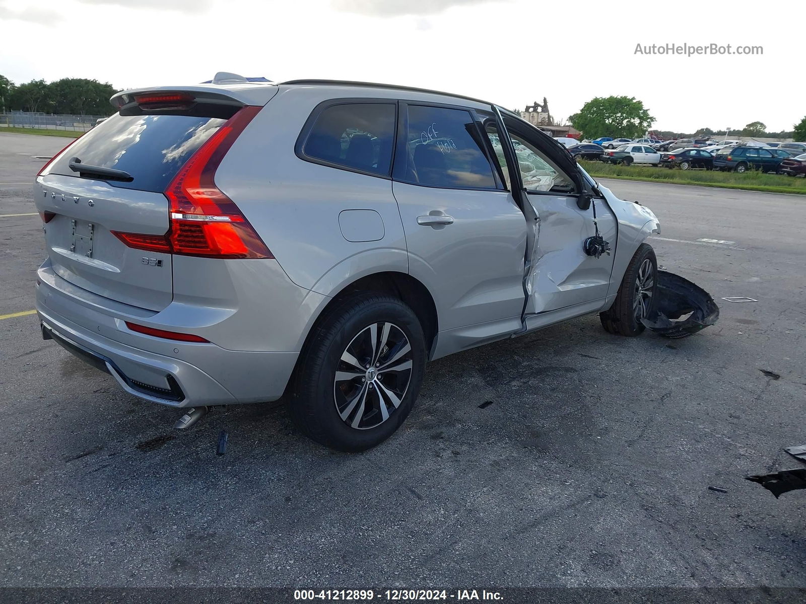 Price & History 2024 Volvo Xc60 B5 Core Dark Theme 2.0l I-4 Di, Dohc ...