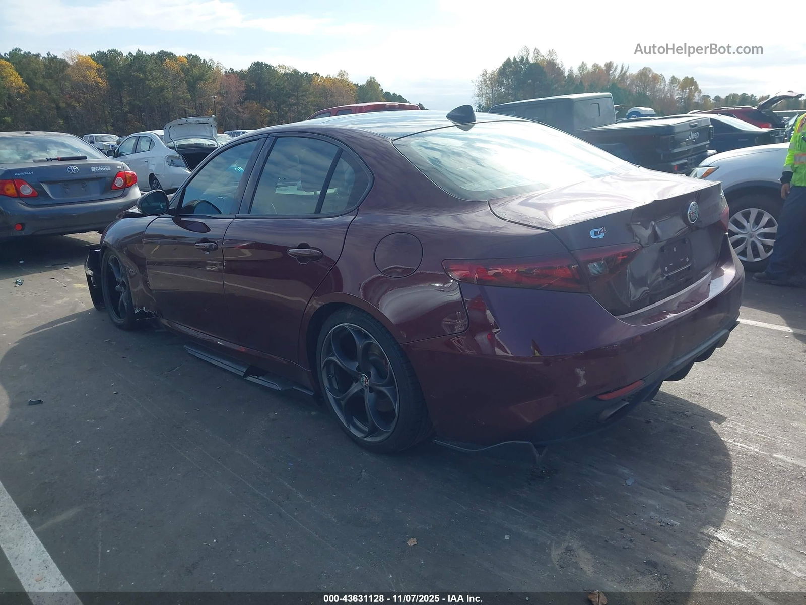 Price & History 2019 Alfa Romeo Giulia Ti Sport Awd 2.0l I-4 Di, Vvt ...