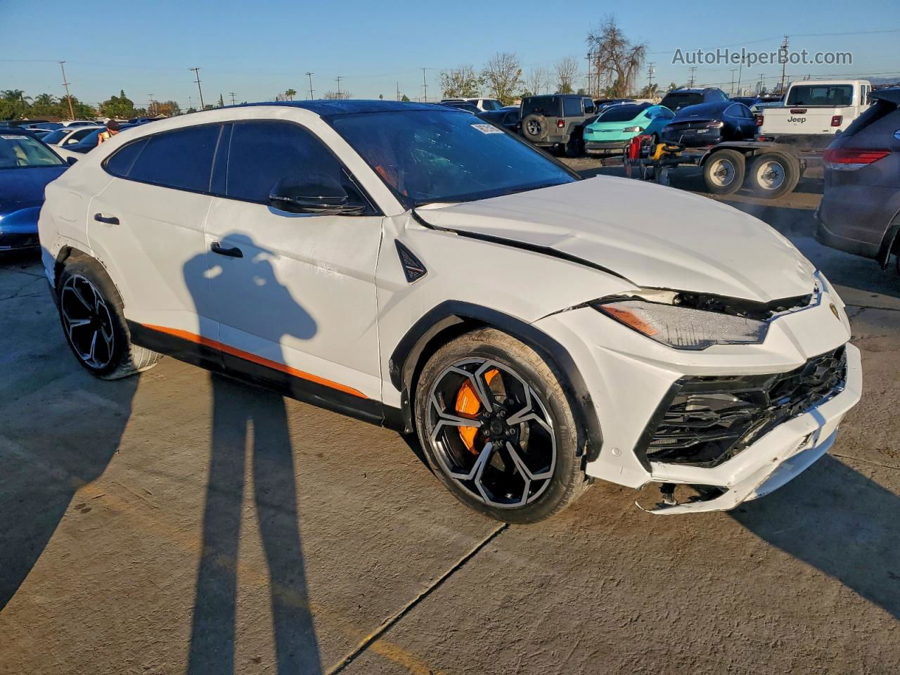 Price & History 2019 Lamborghini Urus 4.0l 8 vin: ZPBUA1ZL9KLA04432 ...